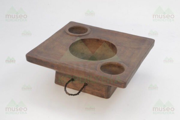 Utilitarian Objects | Categories | Museo Kordilyera