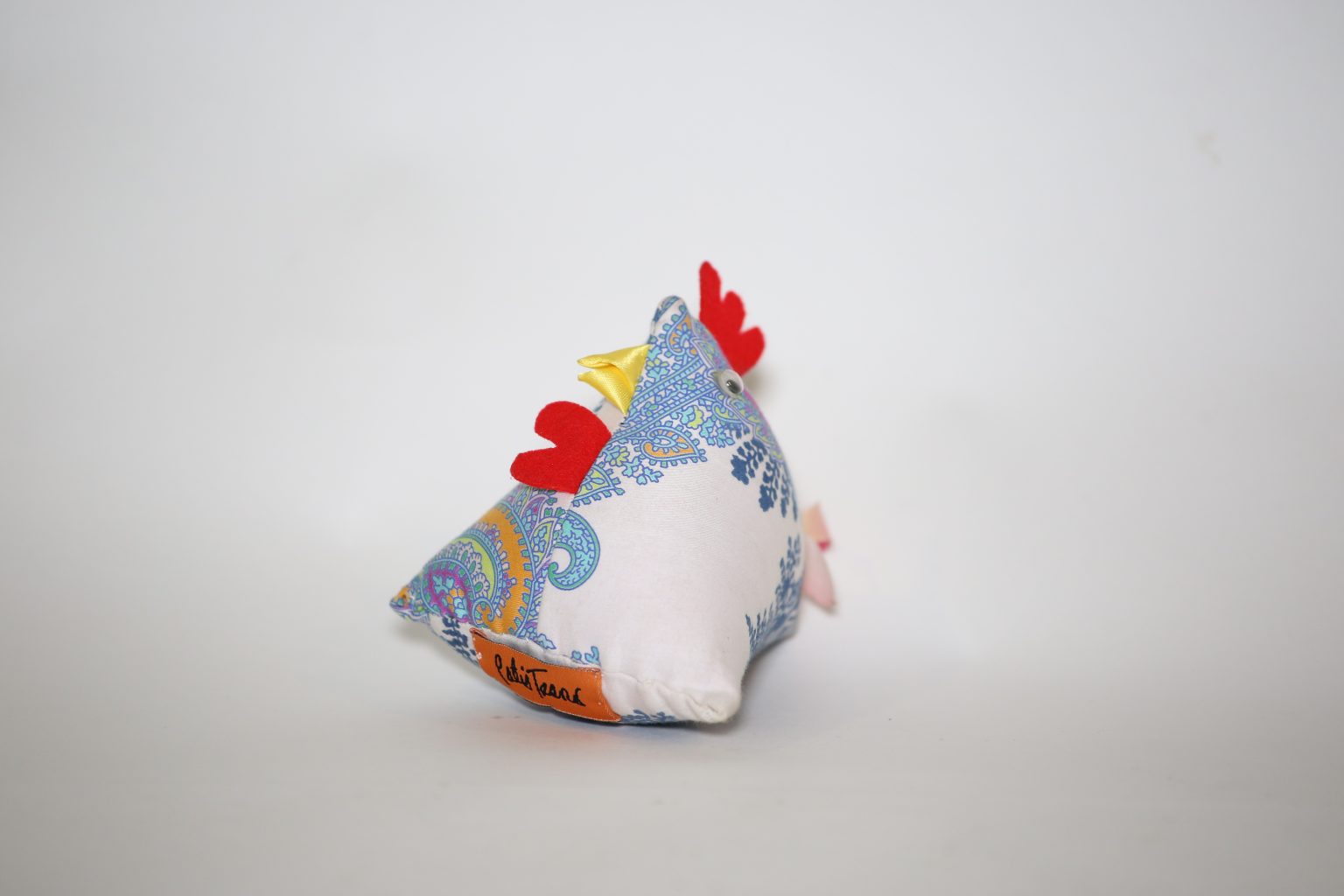 Chicken Pin Cushion | Museo Kordilyera